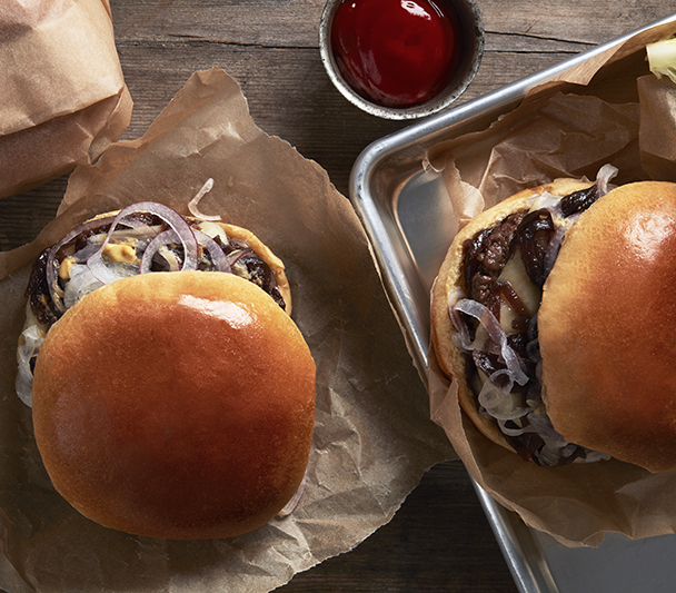 Fromage pour cheeseburger parfait | Arla® Pro France